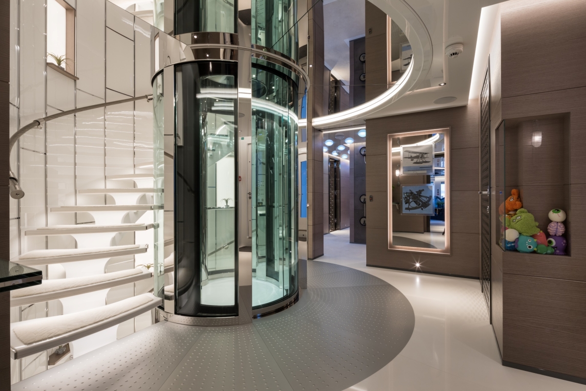 Scout - Hakvoort Shipyard