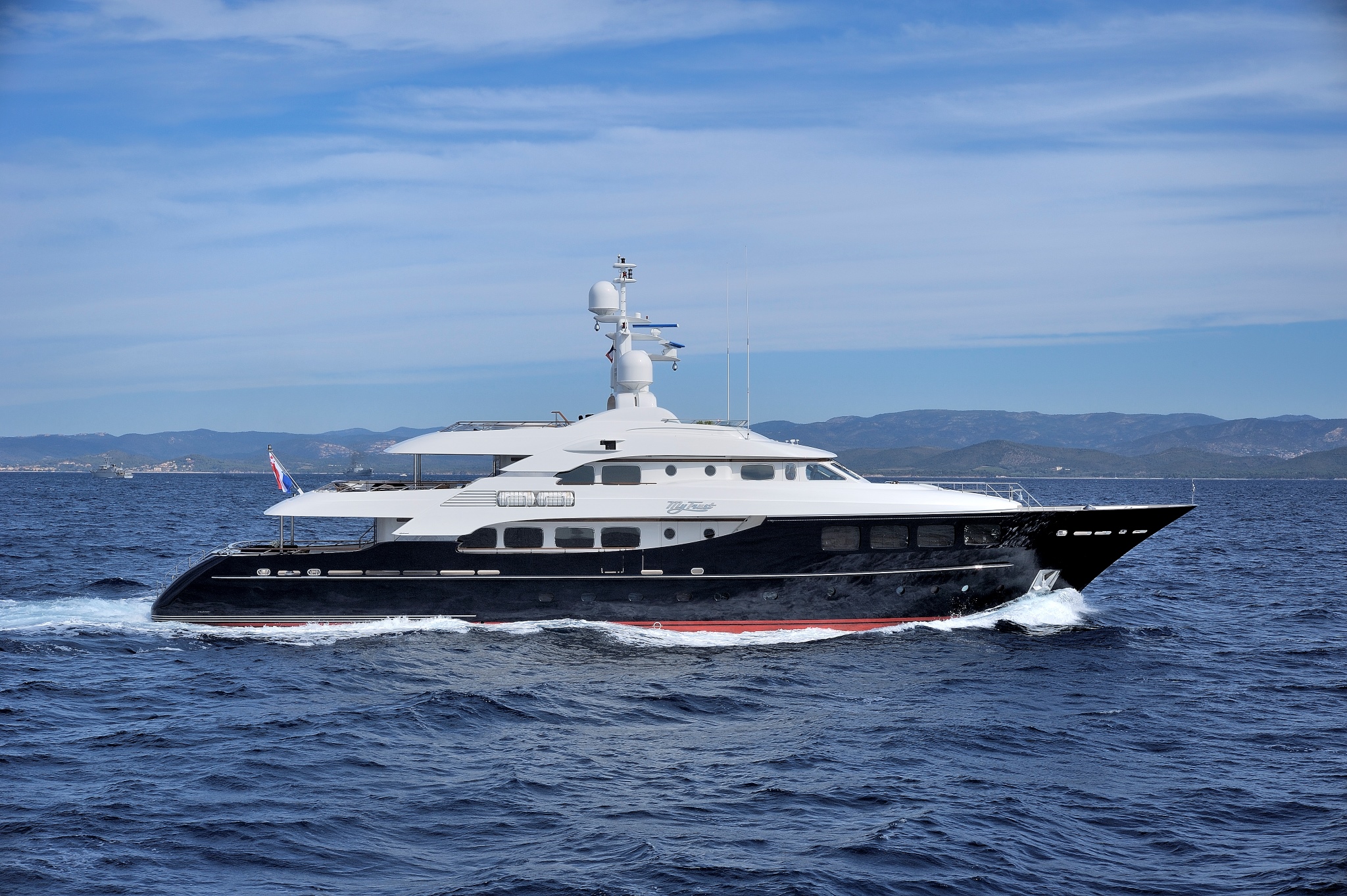 My Trust - Hakvoort Shipyard